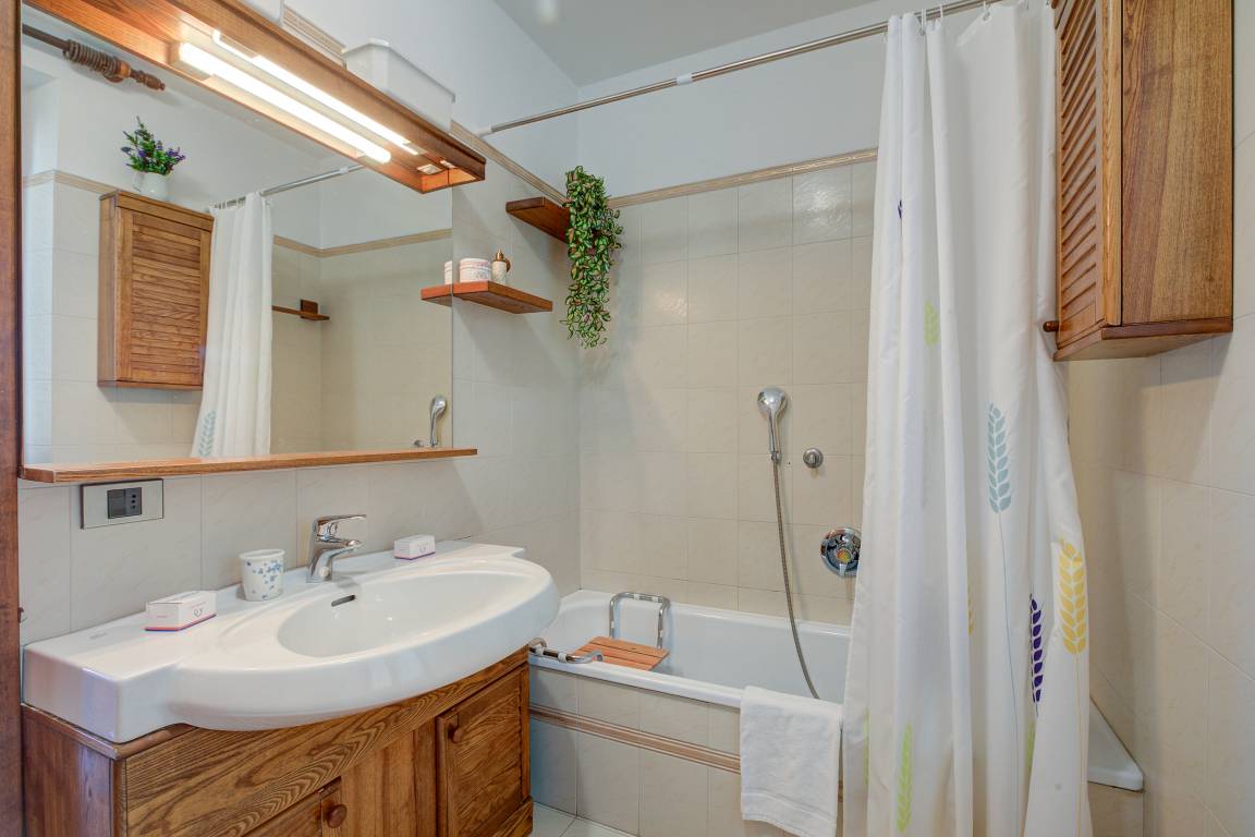 120 M² Apartment ∙ 3 Bedrooms ∙ 6 Guests - Riva del Garda