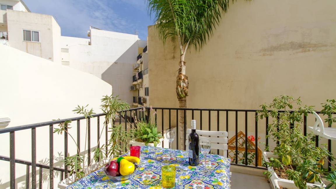120 M² Apartamento ∙ 1 Habitación ∙ 1 Huésped - Malta