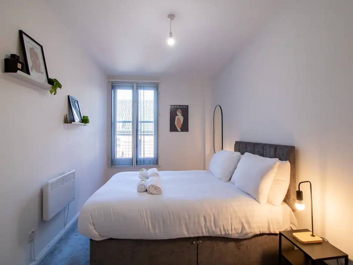 56 M² Apartment ∙ 1 Bedroom ∙ 2 Guests - Kingston Park