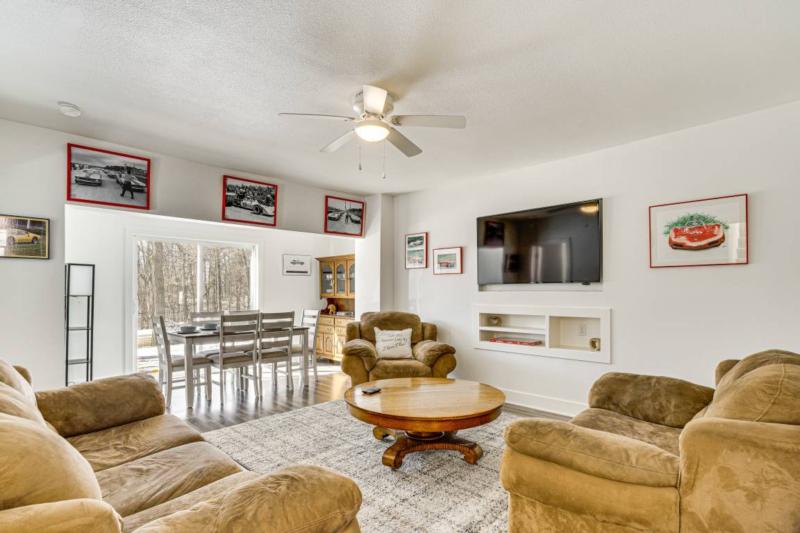 185 M² House ∙ 4 Bedrooms ∙ 11 Guests - Elkhart Lake, WI