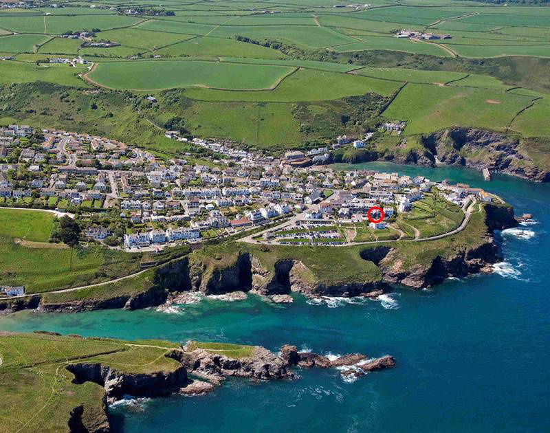 Cottage ∙ 2 Bedrooms ∙ 4 Guests - Port Gaverne
