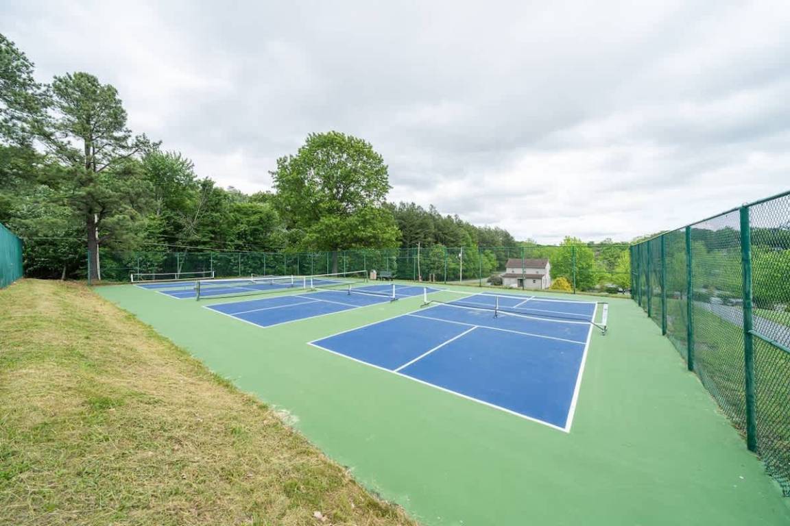 139 M² Cabin ∙ 4 Bedrooms ∙ 10 Guests - West Virginia