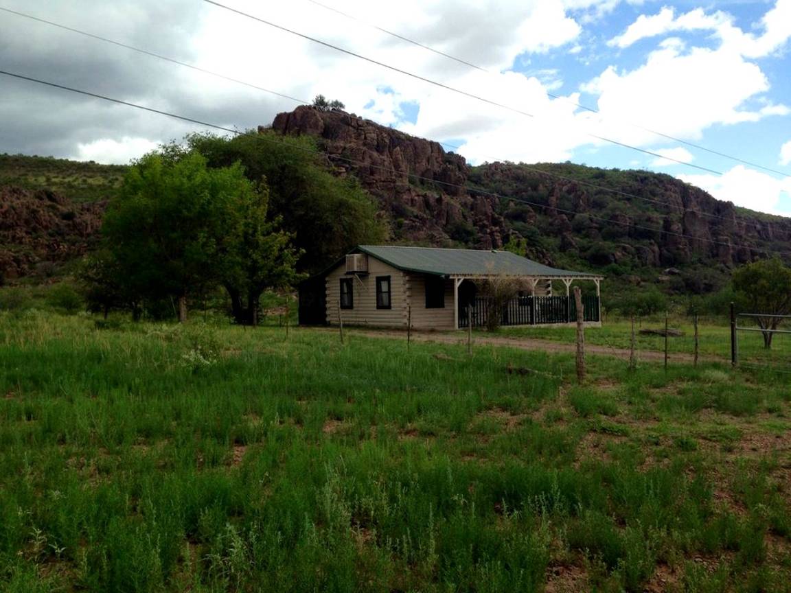 House ∙ 1 Bedroom ∙ 4 Guests - Fort Davis, TX