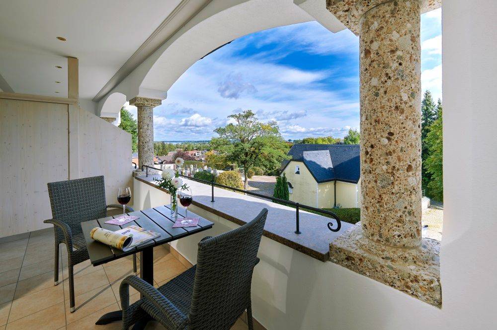 56 M² Ferienwohnung ∙ 2 Gäste - Rimsting