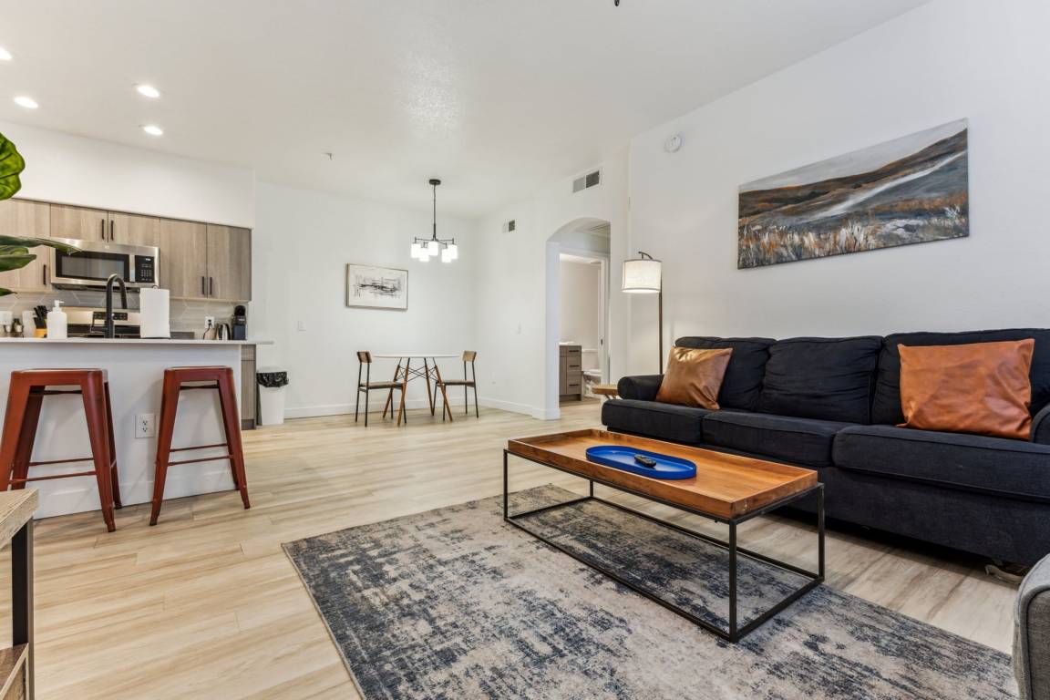 Apartment ∙ 1 Bedroom ∙ 2 Guests - Desert Diamond Casino - West Valley