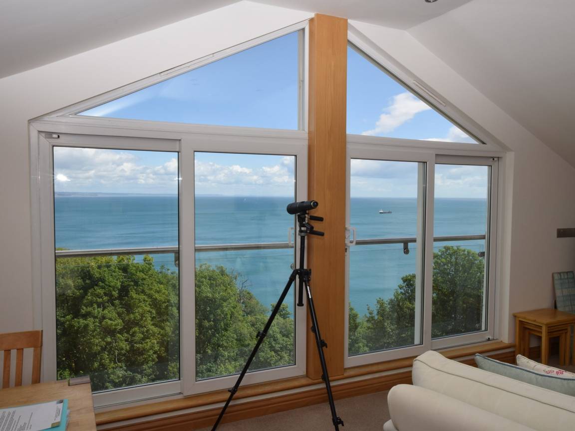 Cottage ∙ 2 Bedrooms ∙ 4 Guests - Torquay, UK