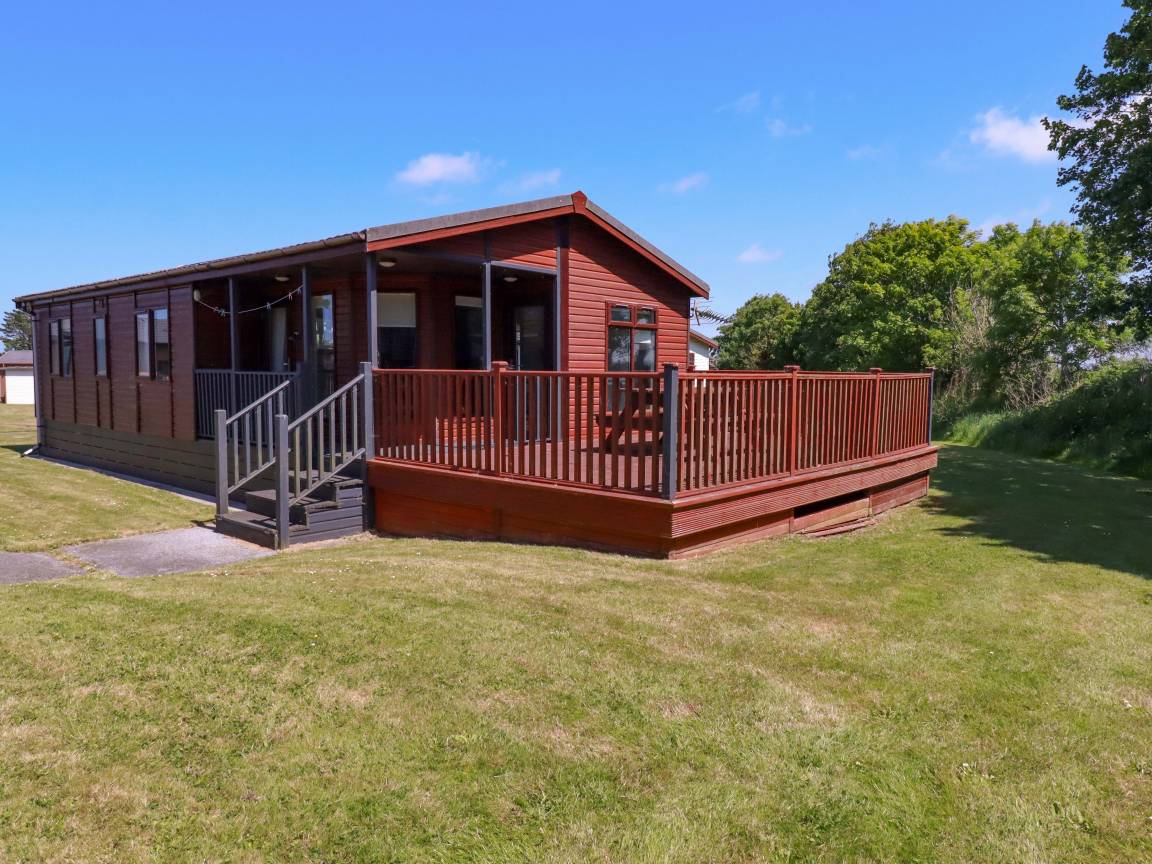 Cottage ∙ 3 Bedrooms ∙ 6 Guests - Constantine Bay