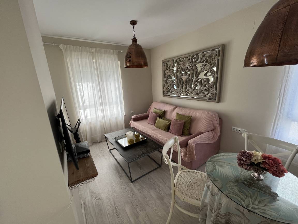 60 M² Apartment ∙ 2 Bedrooms ∙ 4 Guests - Cádiz