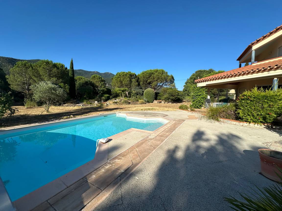 210 M² Casa ∙ 3 Habitaciones ∙ 10 Huéspedes - Laroque-des-Albères