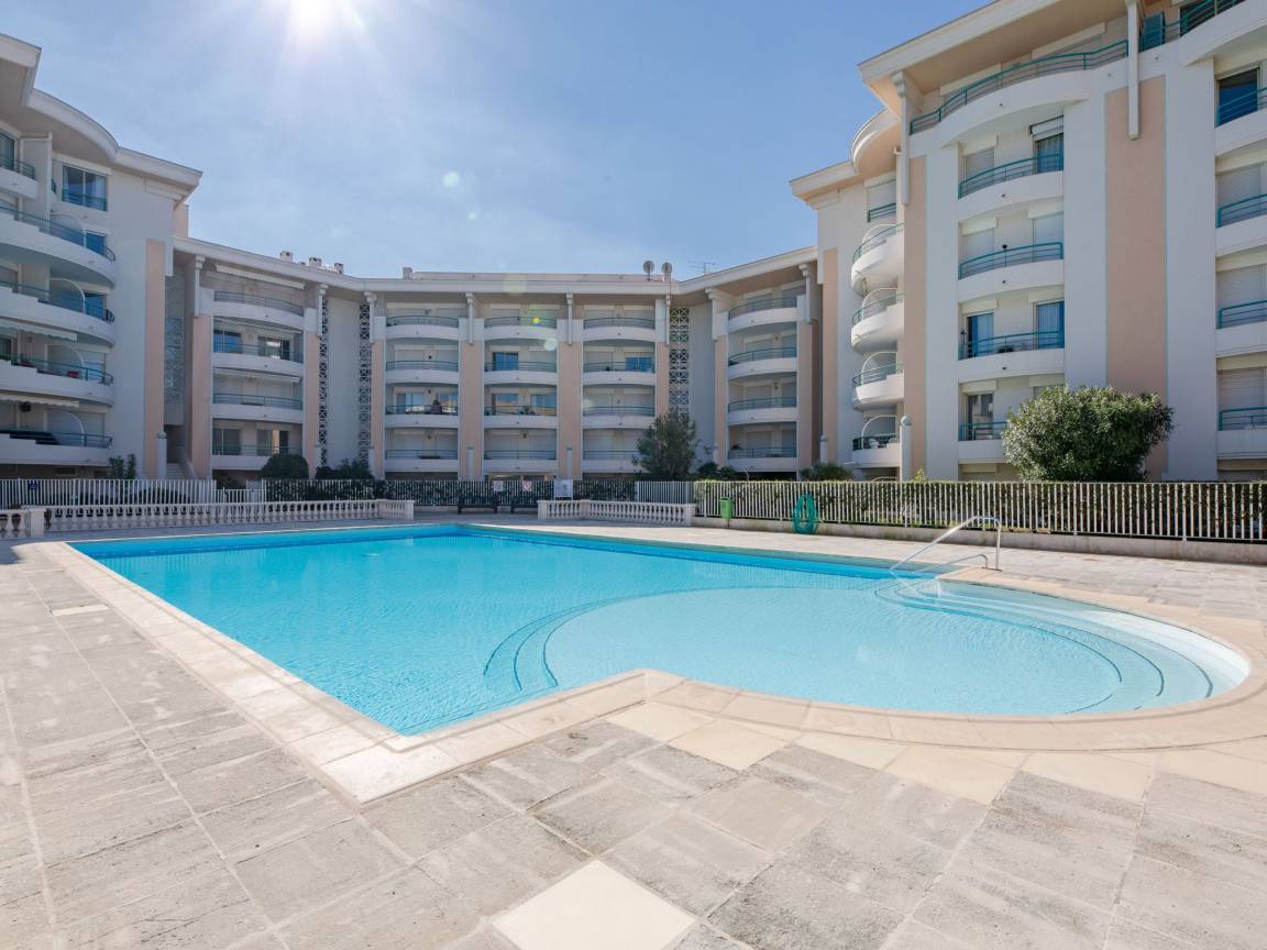 40 M² House ∙ 1 Bedroom ∙ 4 Guests - Fréjus