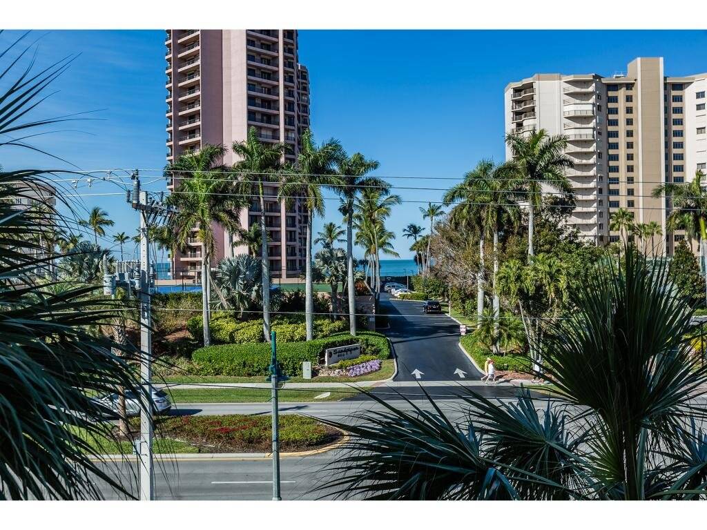 102 M² Condo ∙ 2 Bedrooms ∙ 5 Guests - Marco Island, FL