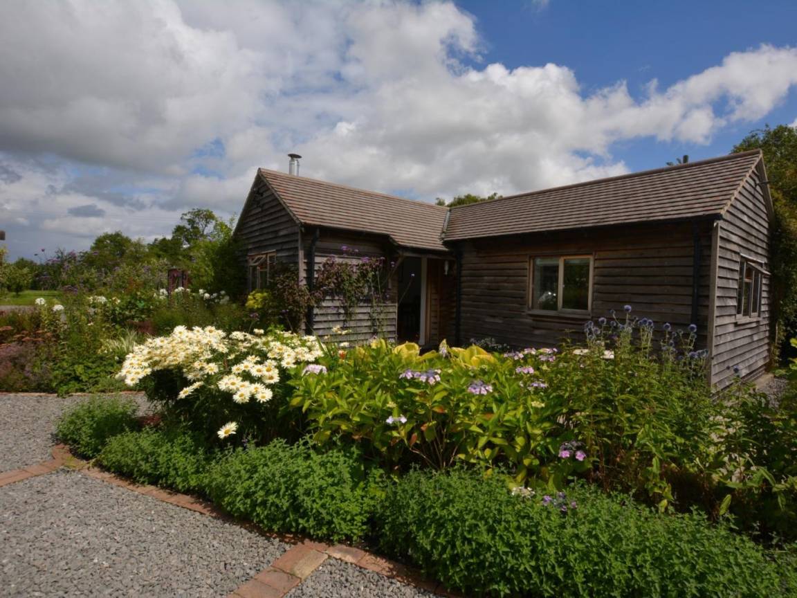 Lodge ∙ 1 Bedroom ∙ 2 Guests - Worcestershire