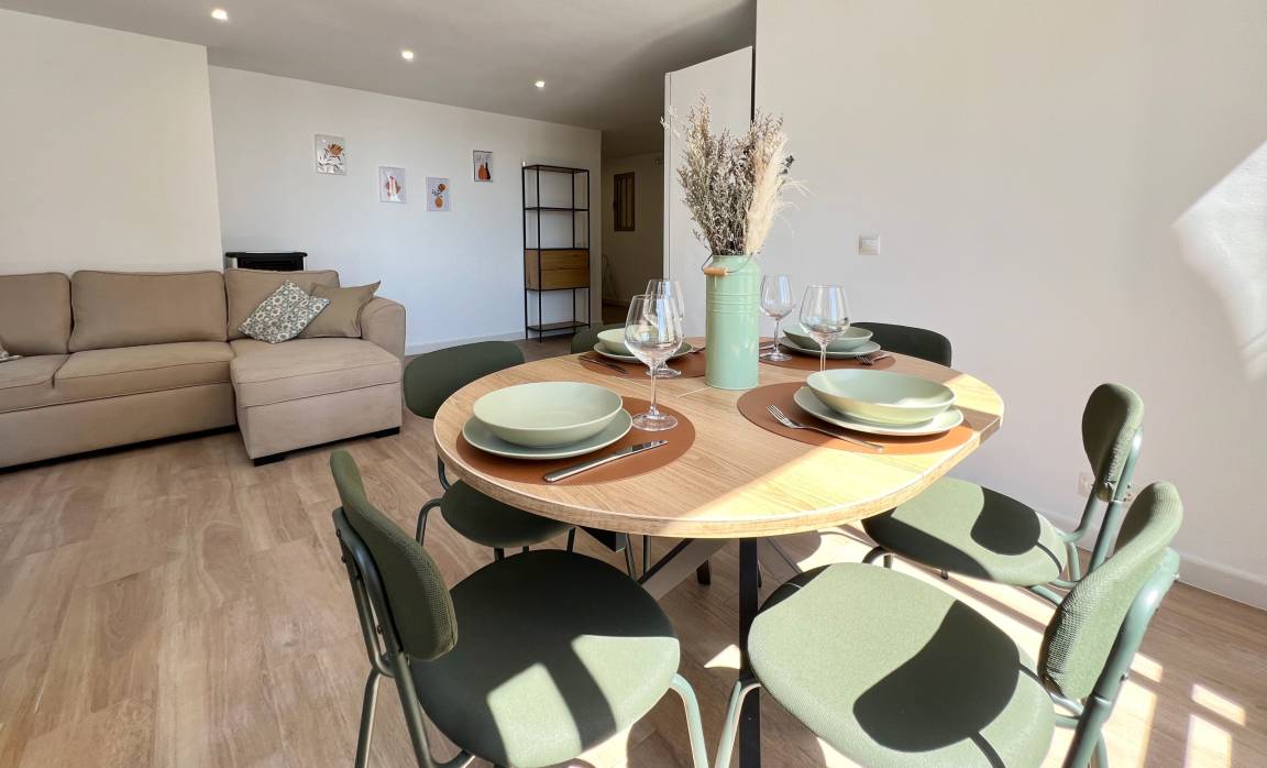 57 M² Apartamento ∙ 2 Habitaciones ∙ 4 Huéspedes - Calpe