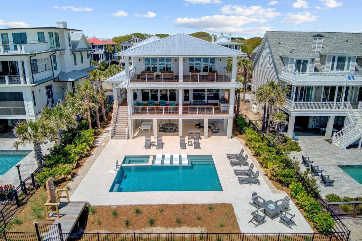 556 M² House ∙ 6 Bedrooms ∙ 12 Guests - Isle of Palms, SC