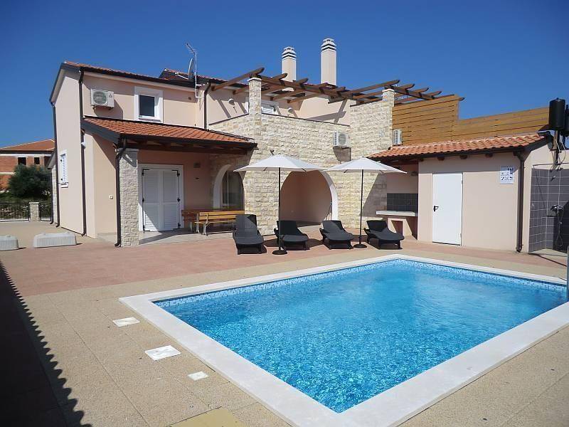 150 M² Casa ∙ 3 Habitaciones ∙ 8 Huéspedes - Izola