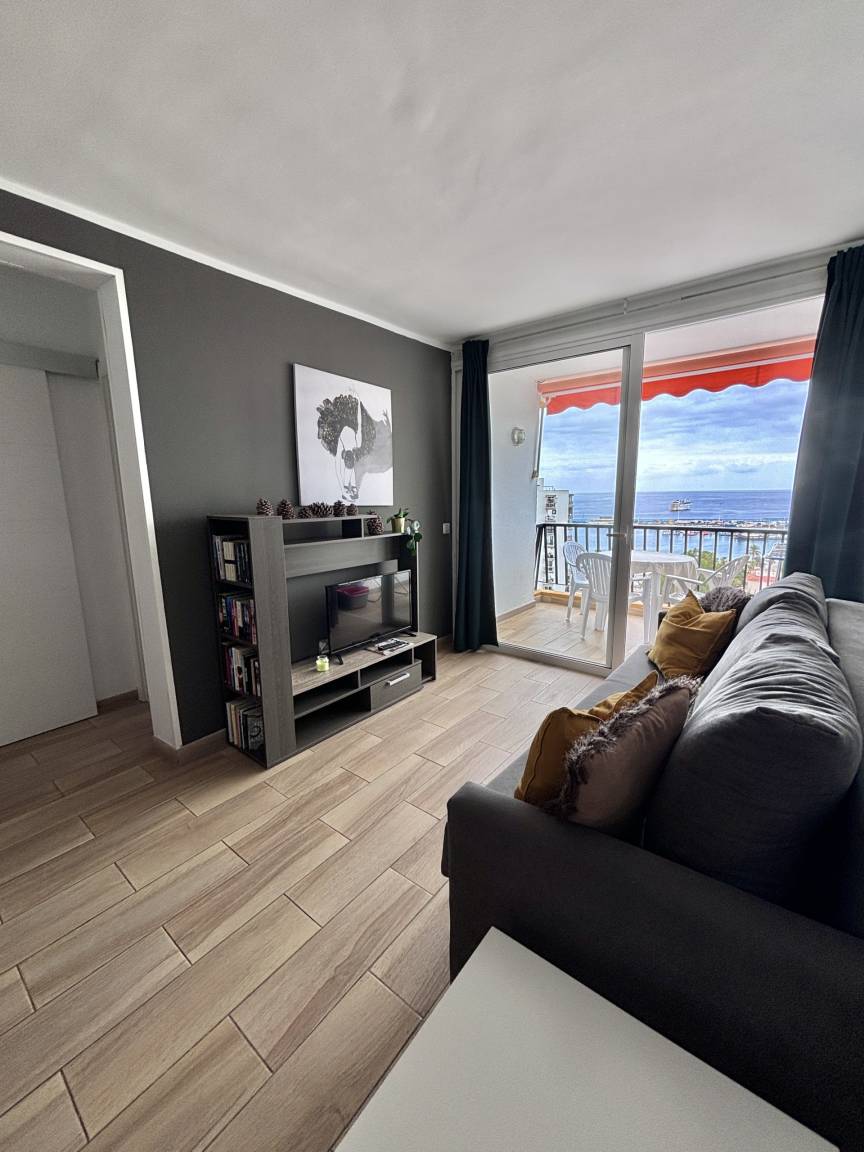 65 M² Apartment ∙ 2 Bedrooms ∙ 4 Guests - Arona