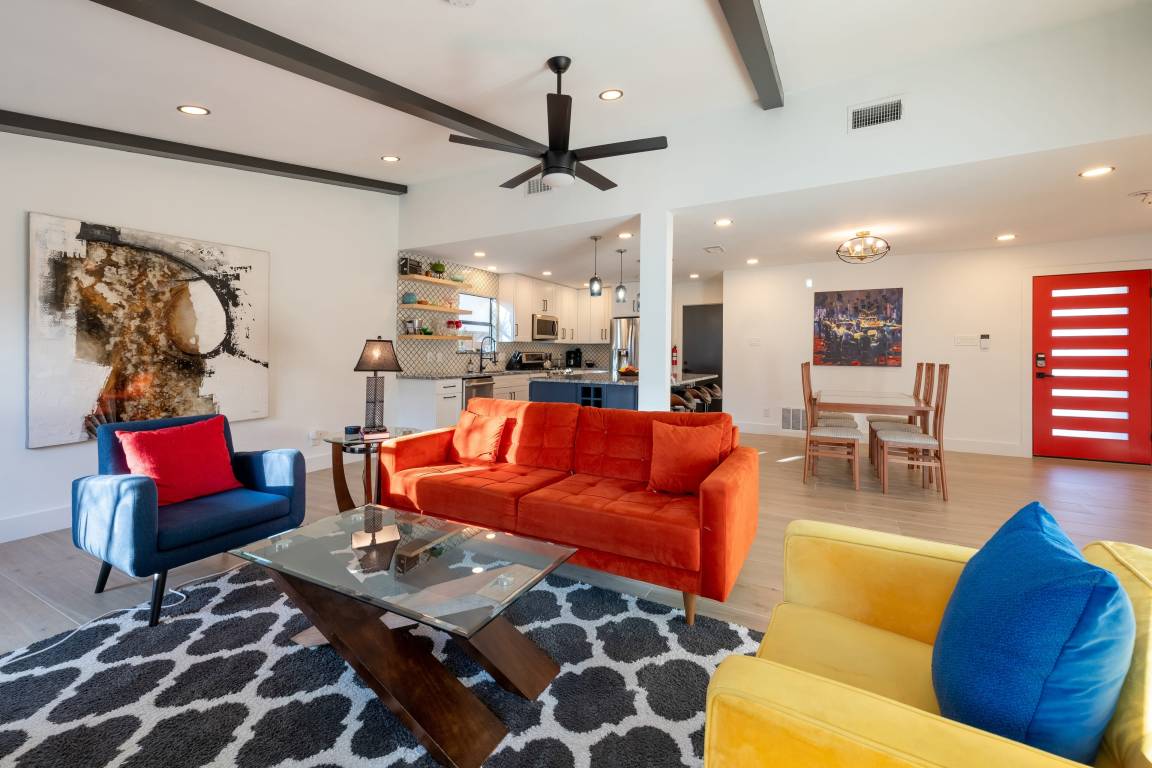 139 M² House ∙ 3 Bedrooms ∙ 9 Guests - Westgate - Austin