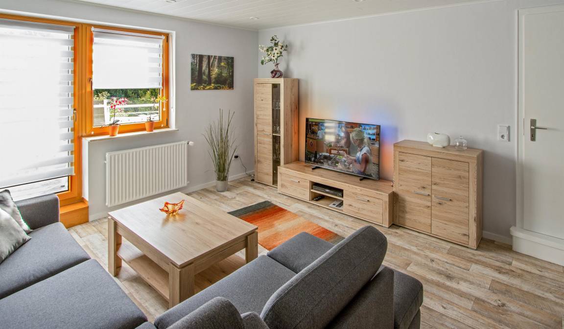 98 M² Ferienwohnung ∙ 2 Schlafzimmer ∙ 3 Gäste - Bad Marienberg (Westerwald)