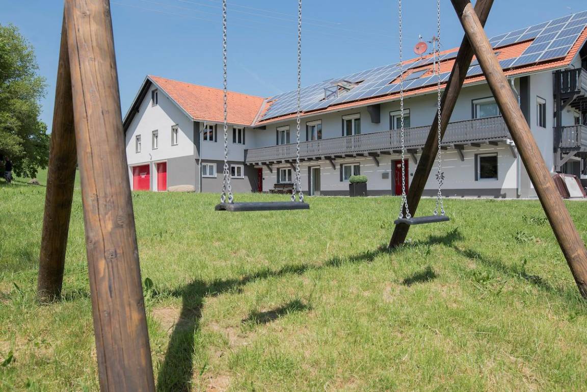 576 M² Maison De Vacances ∙ 12 Chambres ∙ 37 Personnes - Kempten