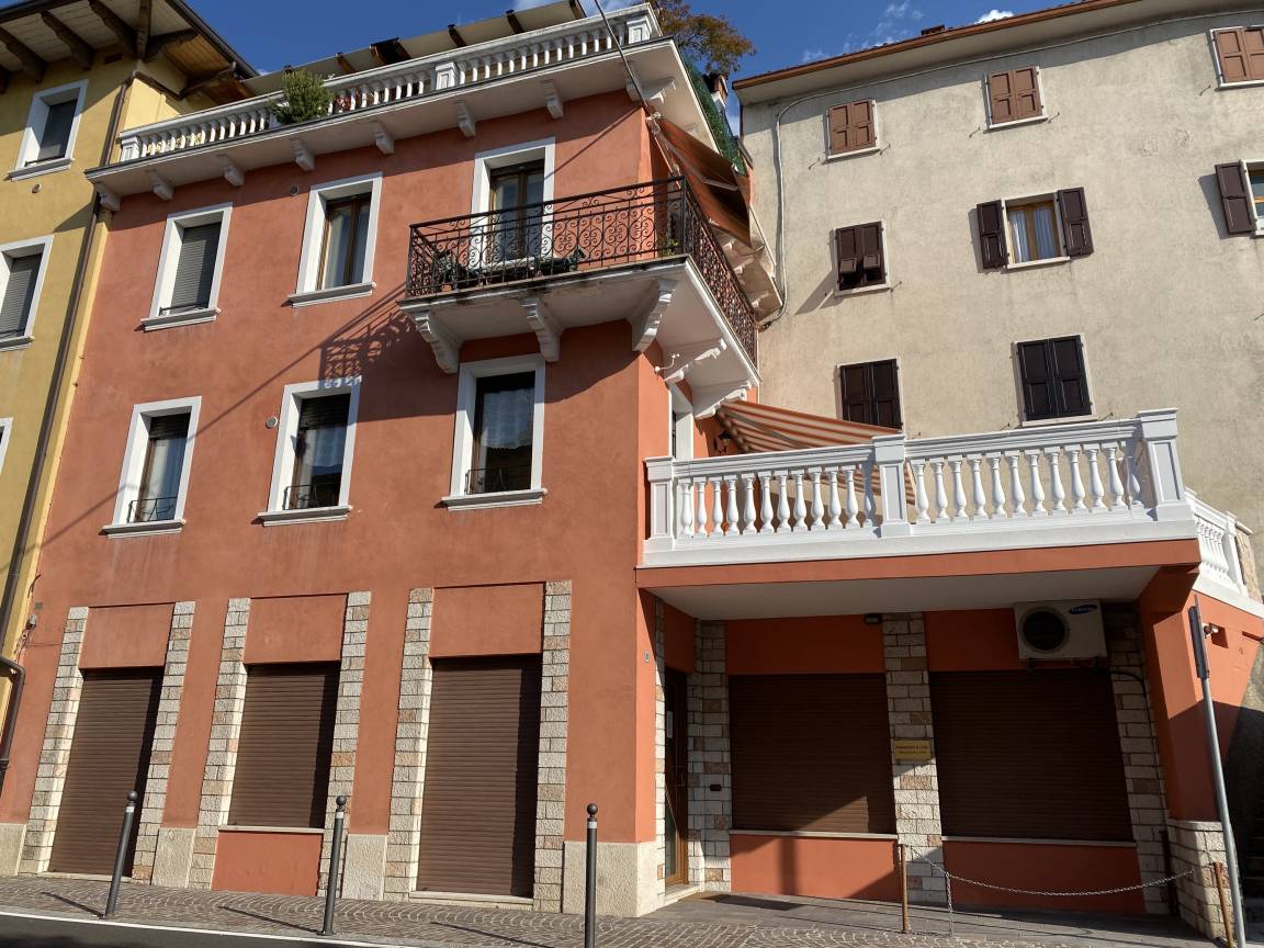 100 M² Maison De Vacances ∙ 3 Chambres ∙ 10 Personnes - Malcesine