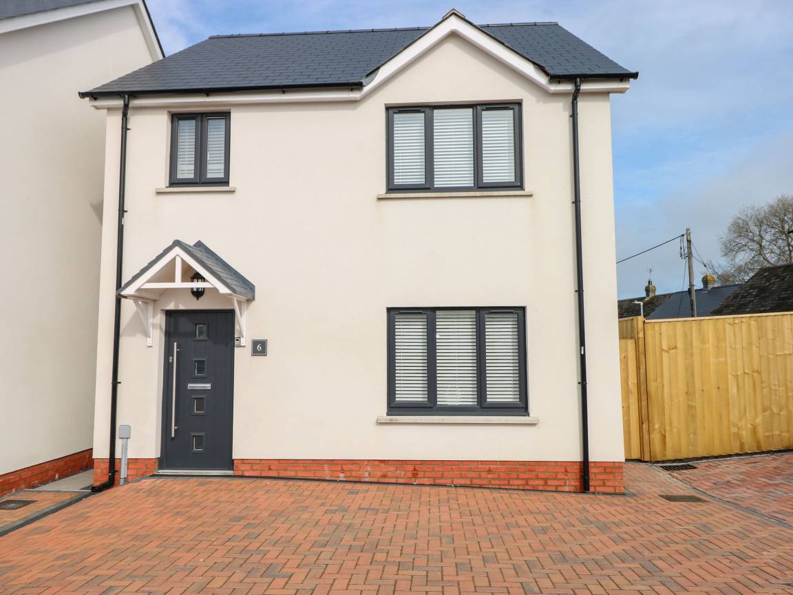 Cottage ∙ 3 Bedrooms ∙ 6 Guests - Saundersfoot