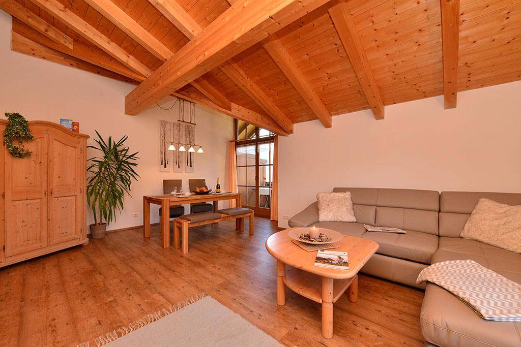 60 M² Ferienwohnung ∙ 1 Schlafzimmer ∙ 3 Gäste - Obermaiselstein
