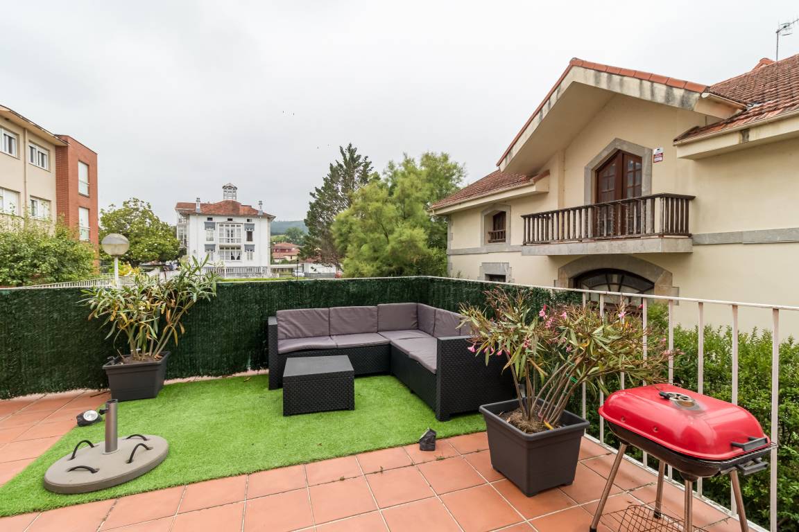 86 M² Apartamento ∙ 3 Habitaciones ∙ 6 Huéspedes - Noja