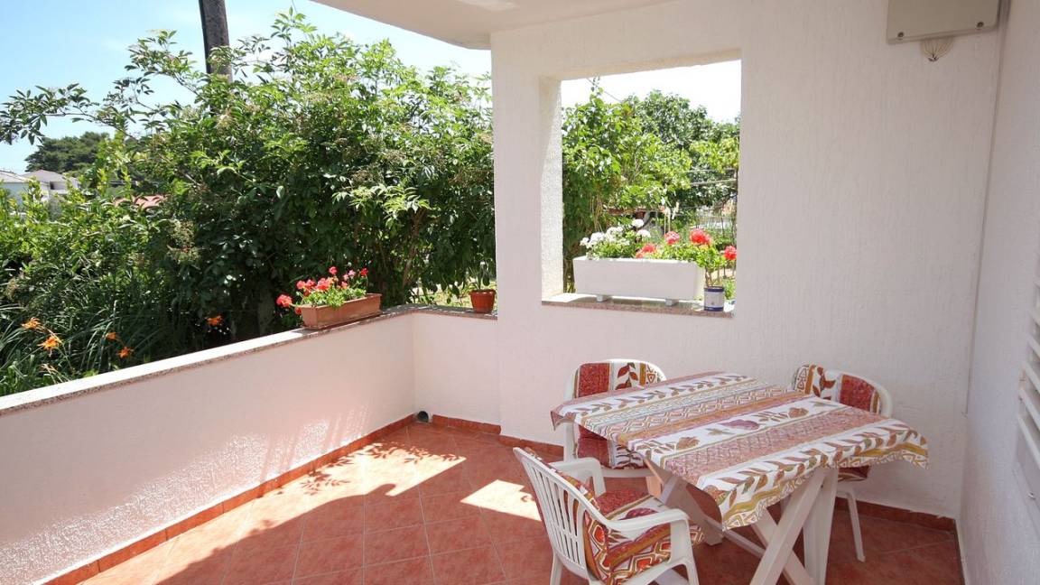 35 M² Apartamento ∙ 1 Habitación ∙ 3 Huéspedes - Rab