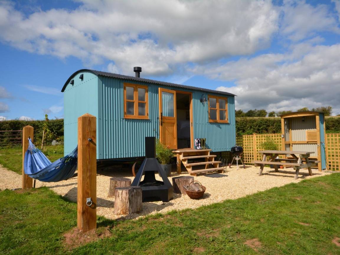 Cottage ∙ 1 Bedroom ∙ 2 Guests - Newport