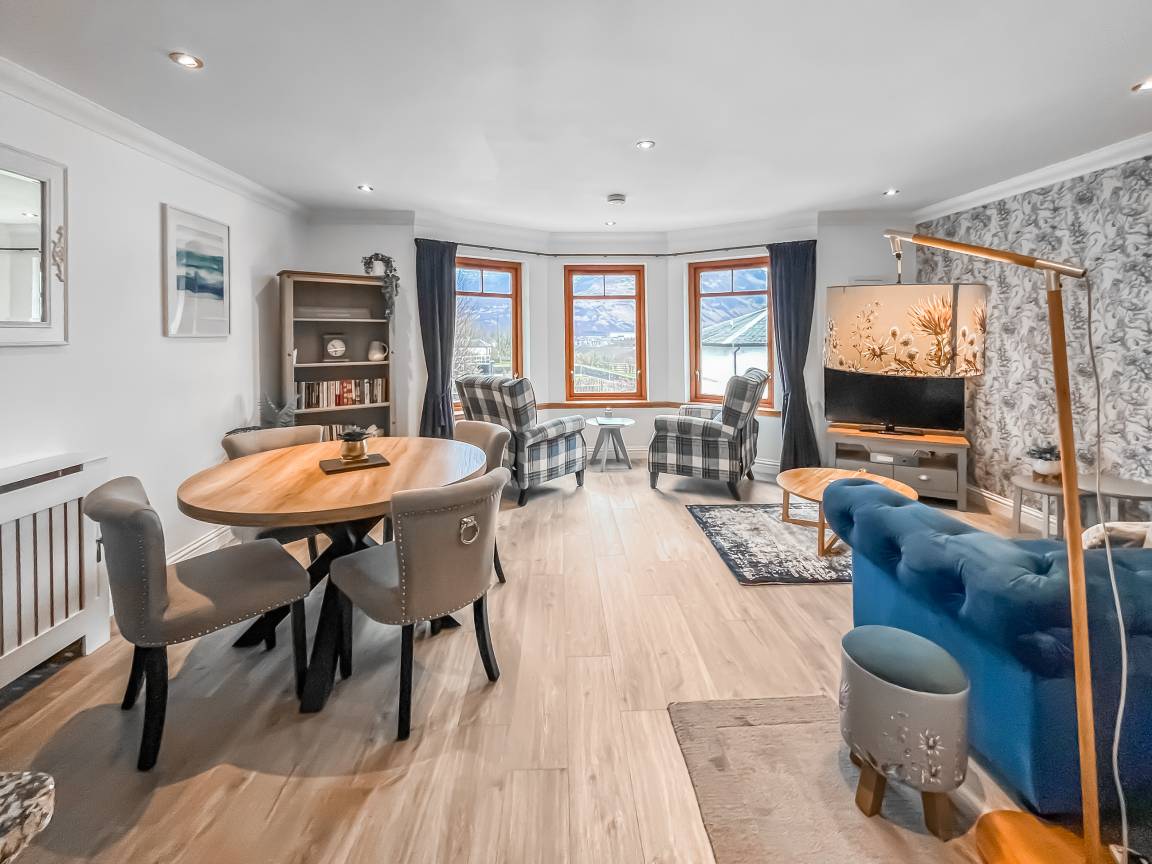 Apartment ∙ 2 Bedrooms ∙ 4 Guests - Fort William