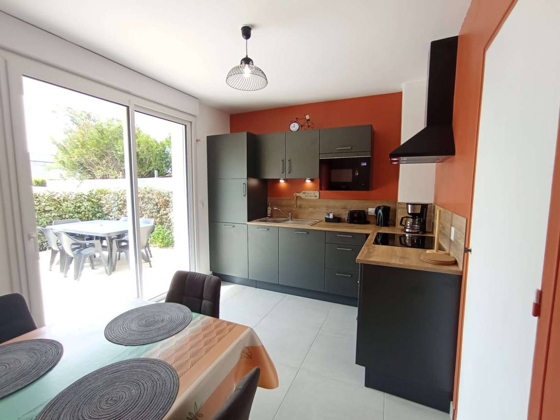 67 M² Apartamento ∙ 2 Habitaciones ∙ 6 Huéspedes - Étel