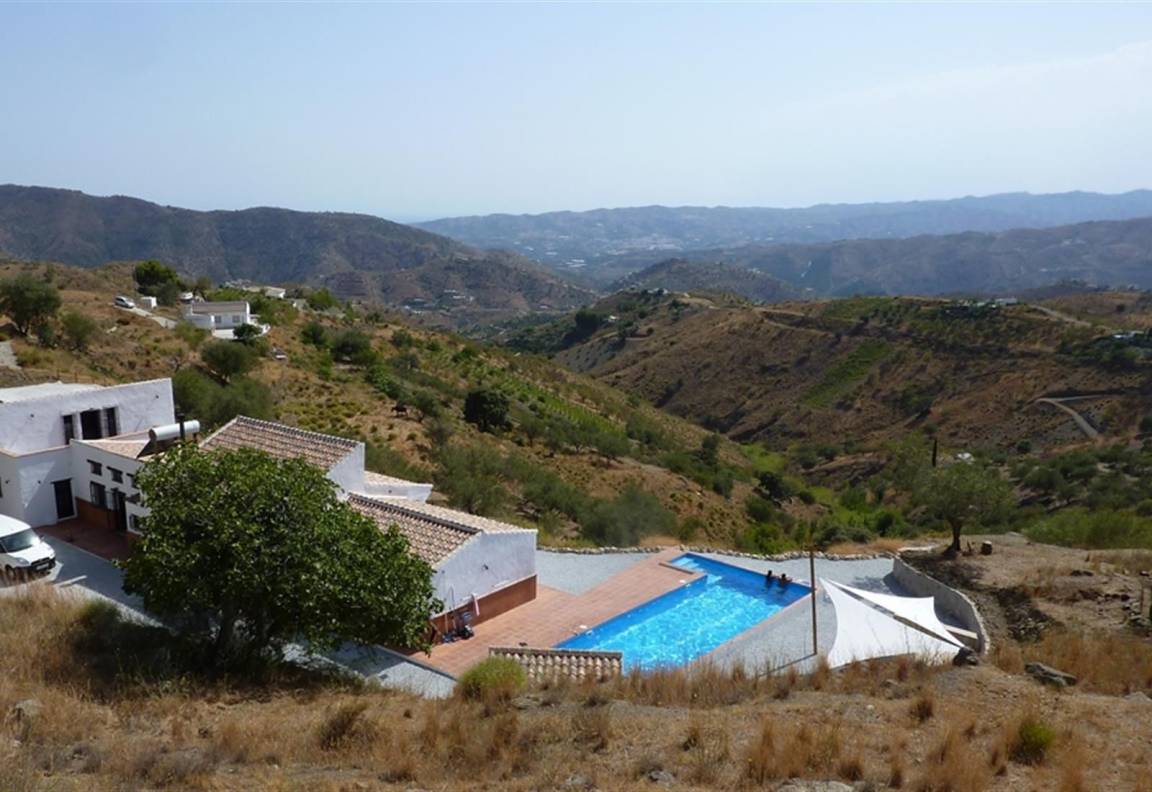 185 M² Casa ∙ 3 Habitaciones ∙ 8 Huéspedes - Canillas de Aceituno