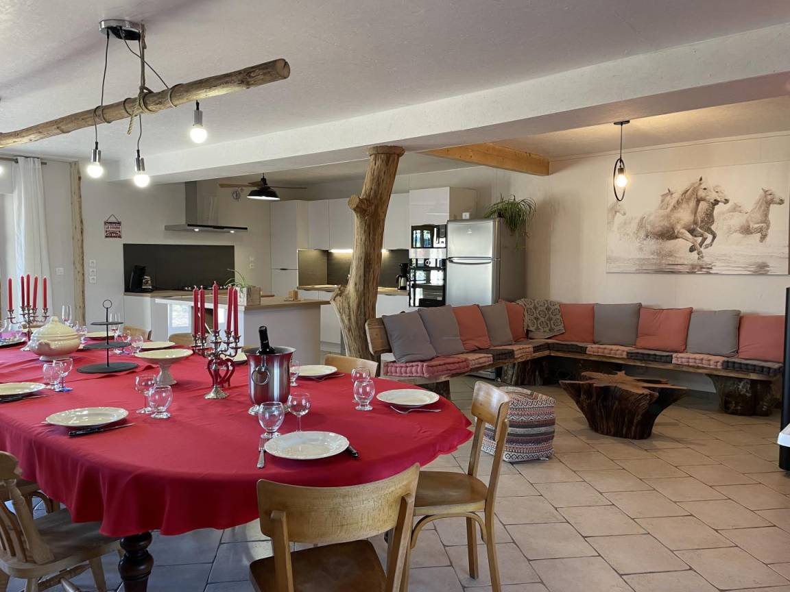 140 M² Gîte ∙ 5 Schlafzimmer ∙ 12 Gäste - Auvergne