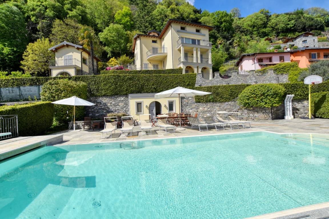 700 M² Villa ∙ 6 Camere Da Letto ∙ 12 Ospiti - Valchiavenna
