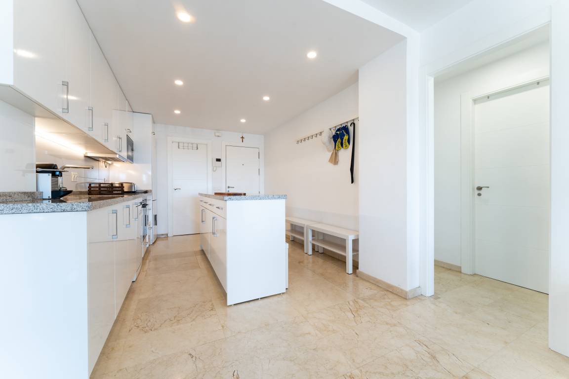 96 M² Apartamento ∙ 3 Habitaciones ∙ 6 Huéspedes - Fuengirola