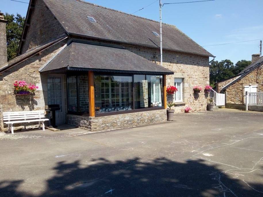 80 M² Gîte ∙ 3 Chambres ∙ 6 Personnes - Saint-Aubin-du-Cormier