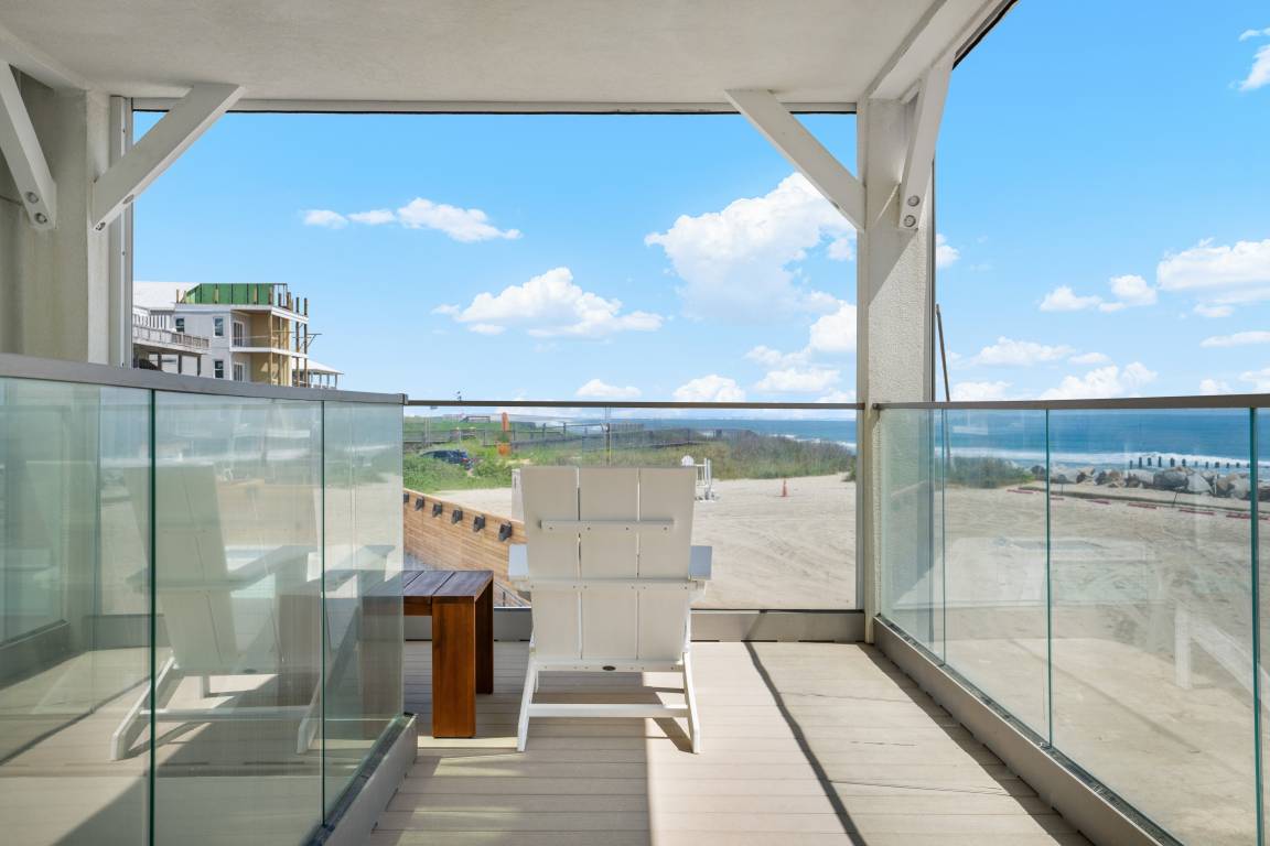 Condo ∙ 3 Bedrooms ∙ 7 Guests - Carolina Beach, NC