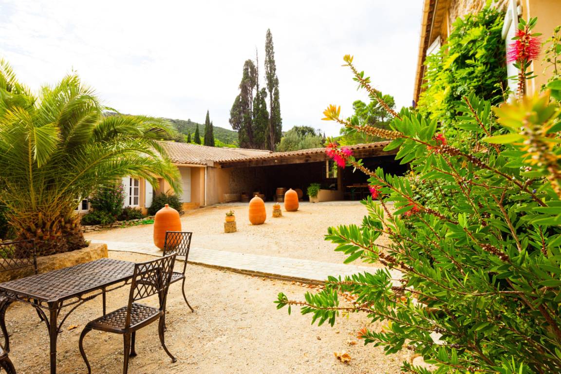 120 M² Gîte ∙ 5 Chambres ∙ 13 Personnes - Tuchan