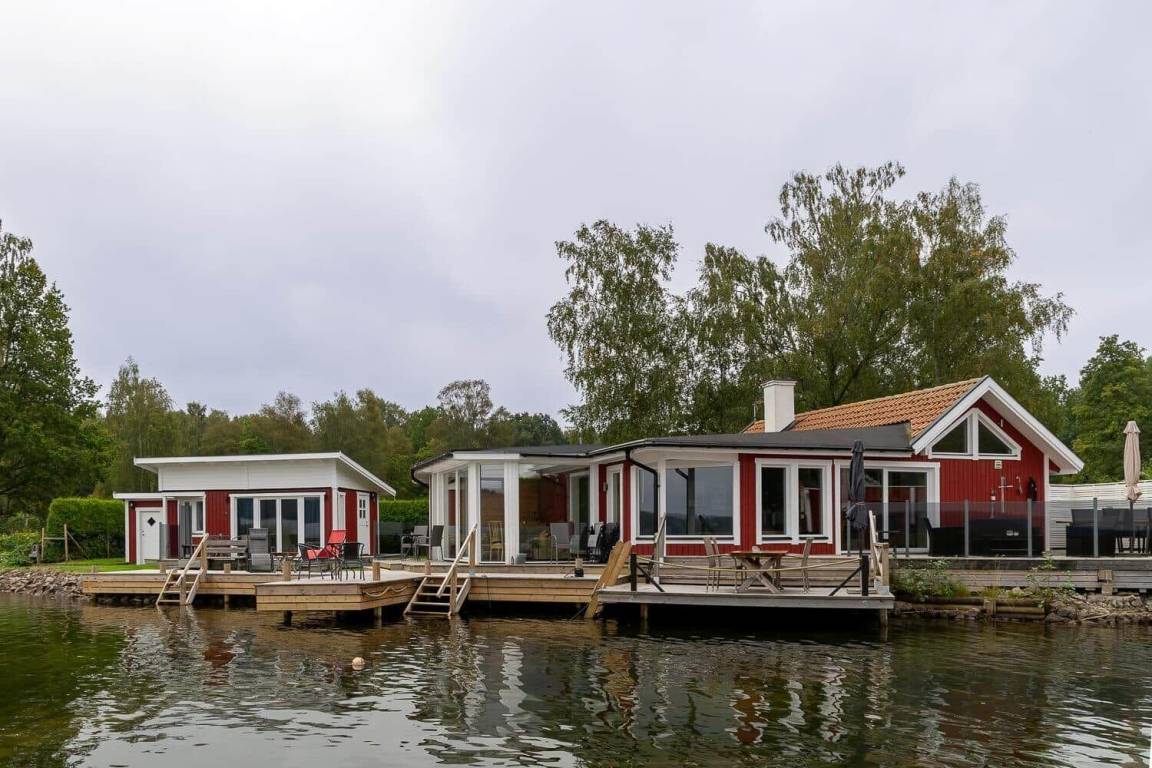 140 M² House ∙ 2 Bedrooms ∙ 6 Guests - Linköping