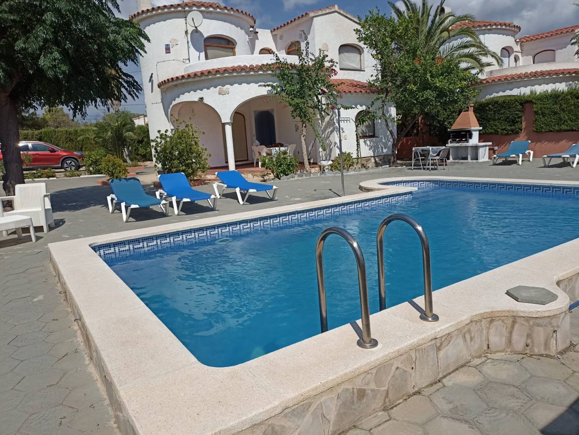 144 M² Villa ∙ 3 Chambres ∙ 6 Personnes - L'Ametlla de Mar