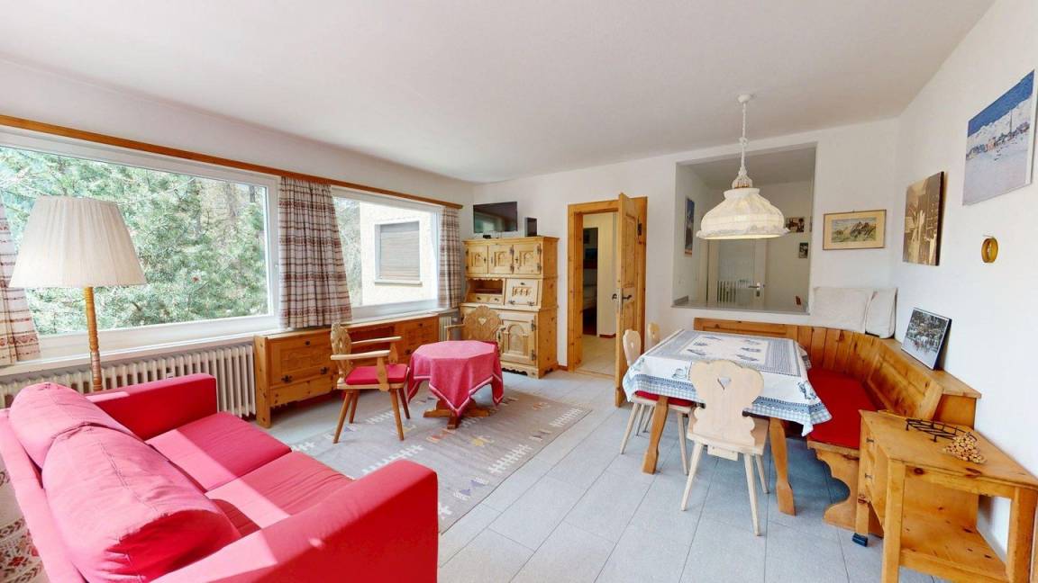 72 M² Ferienwohnung ∙ 2 Schlafzimmer ∙ 5 Gäste - Pontresina