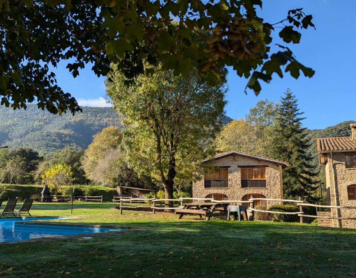 100 M² House ∙ 3 Bedrooms ∙ 7 Guests - Besalú