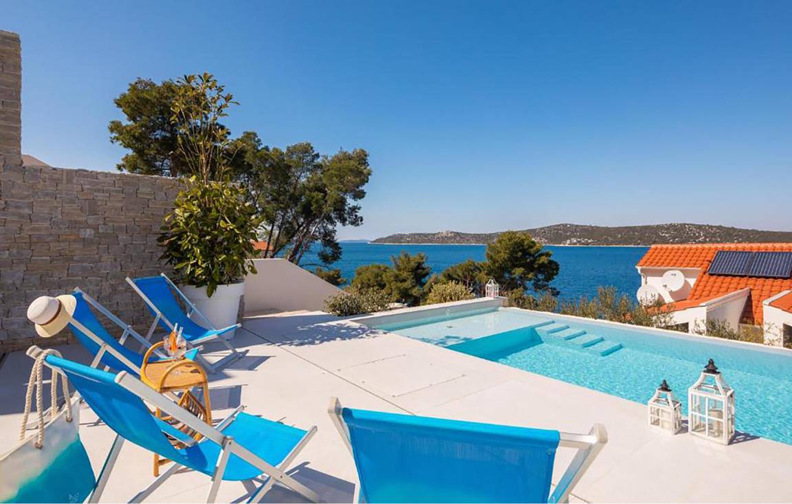 220 M² Maison De Vacances ∙ 6 Chambres ∙ 10 Personnes - Primošten