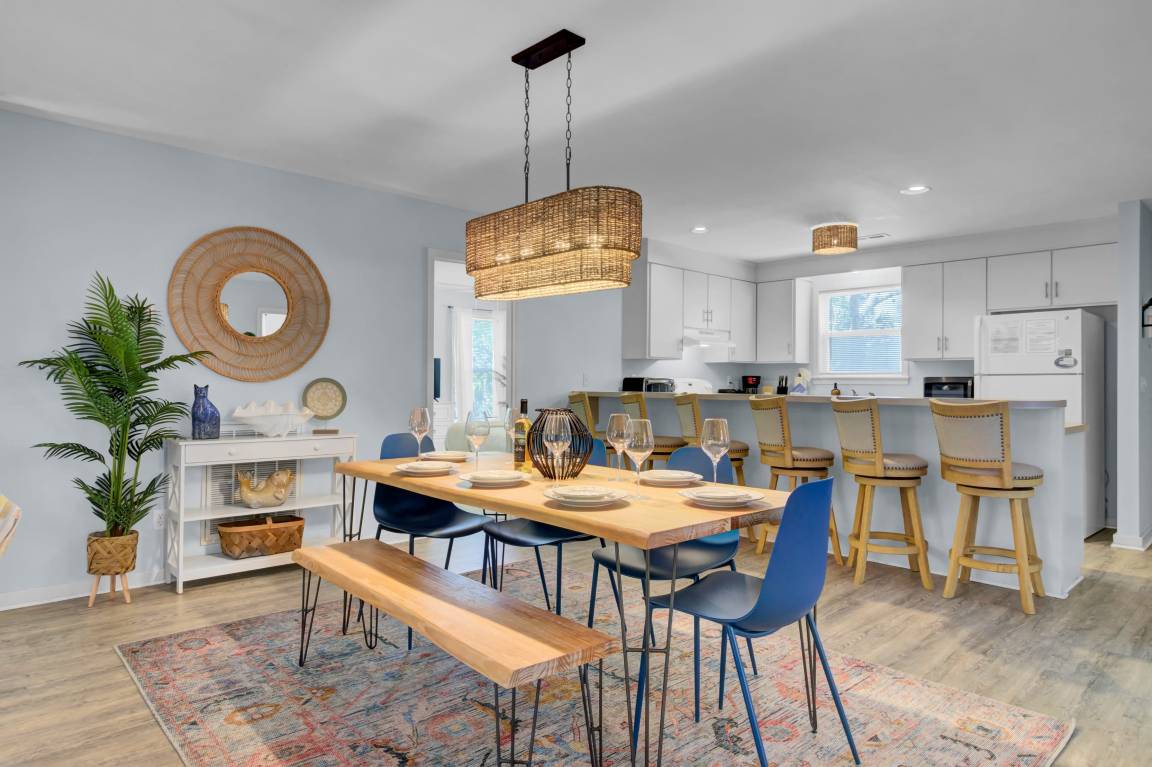144 M² House ∙ 4 Bedrooms ∙ 10 Guests - Sullivan's Island, SC