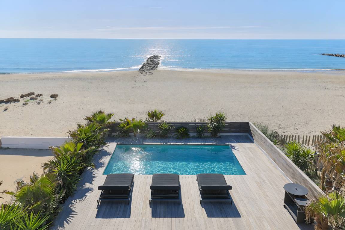 350 M² Maison De Vacances ∙ 6 Chambres ∙ 14 Personnes - Carnon