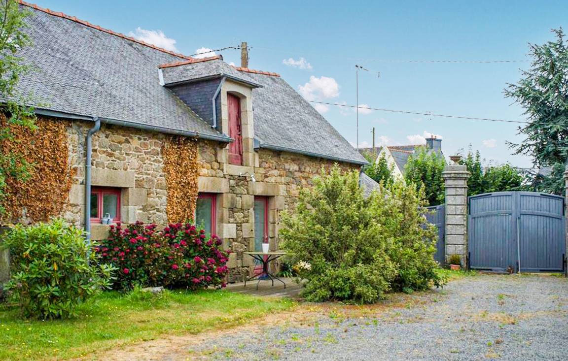 70 M² Duplex ∙ 2 Chambres ∙ 5 Personnes - Guingamp