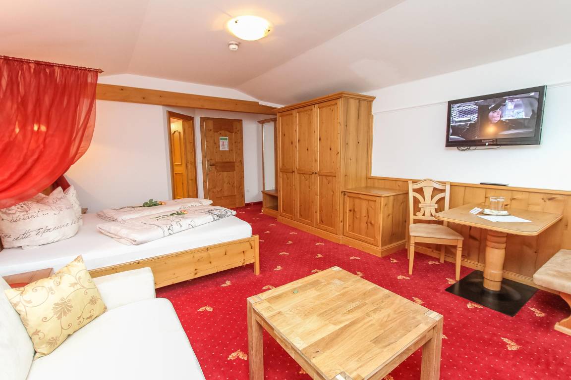38 M² Hotel ∙ 1 Bedroom ∙ 4 Guests - Walchsee