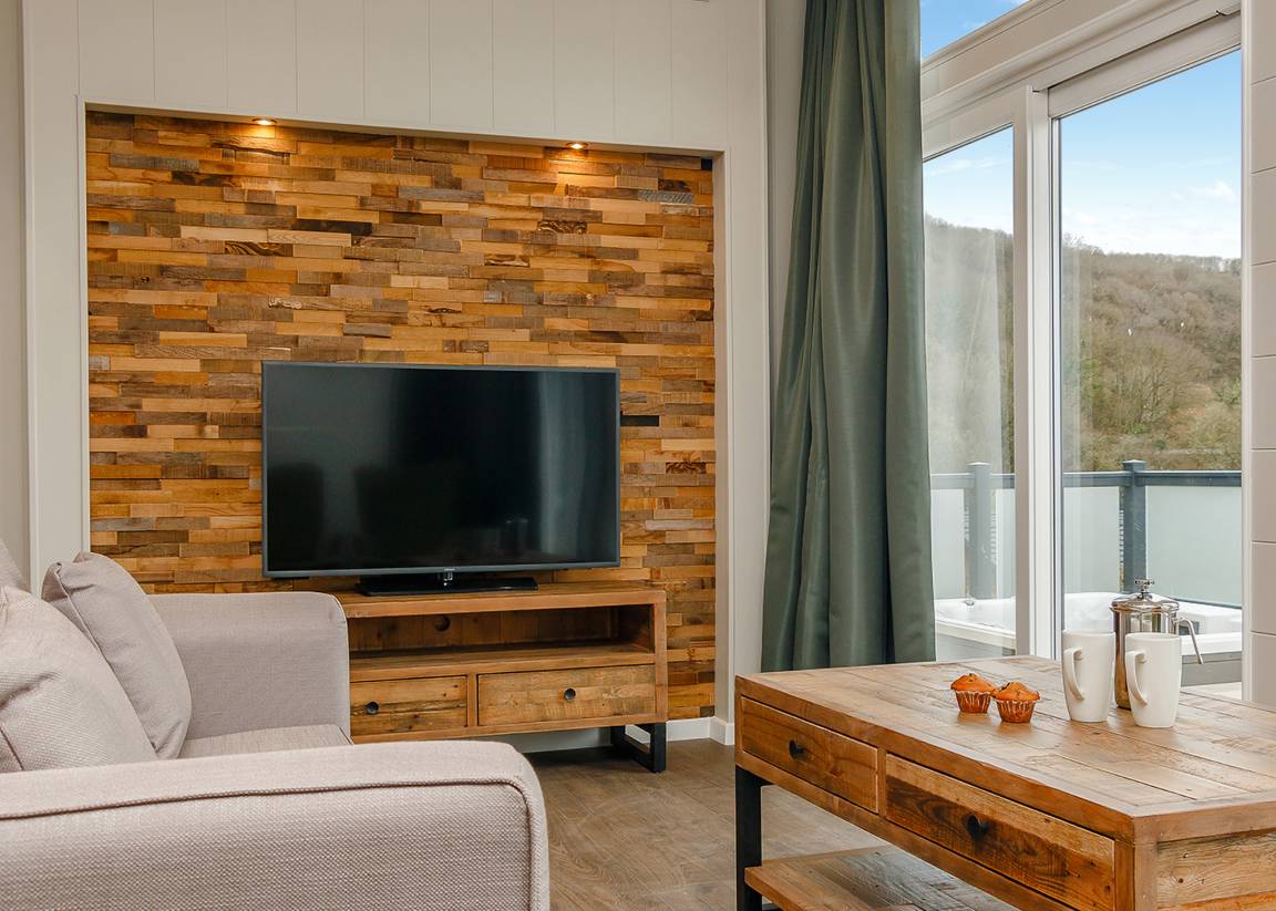 Chalet ∙ 2 Bedrooms ∙ 4 Guests - Cheddar