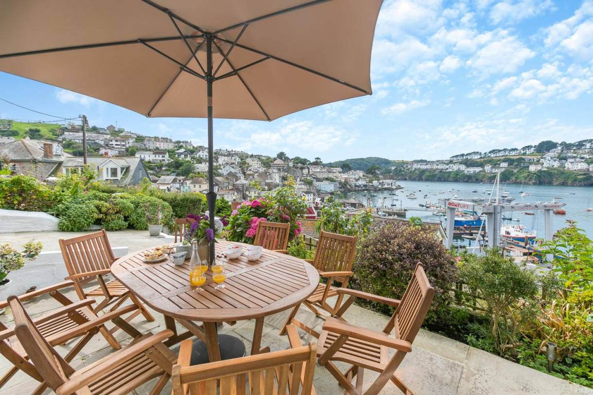 Cottage ∙ 4 Bedrooms ∙ 8 Guests - Fowey