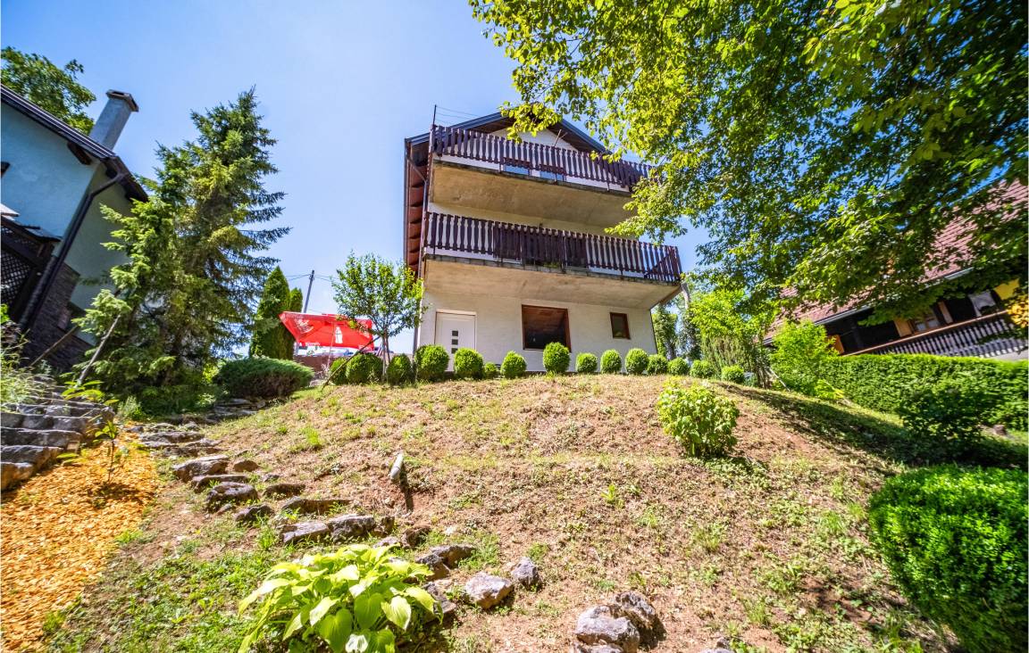 110 M² Ferienhaus ∙ 3 Schlafzimmer ∙ 8 Gäste - Kroatien